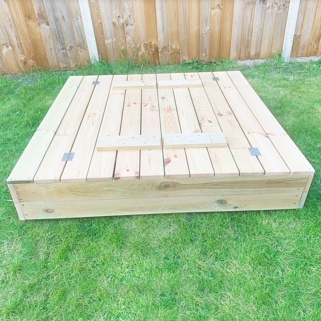 Garden furniture: Wooden Sandpit | Large Sandbox